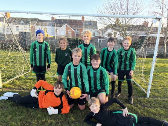 Holy Trinity C of E Primary School & Community Nursery - Boys Football ...